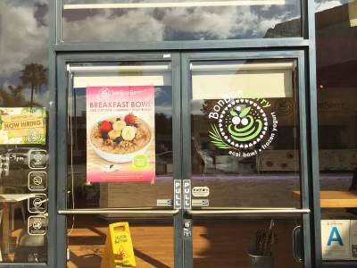 On the Grid : Bon Bon Berry Acai Bowl Frozen Yogurt