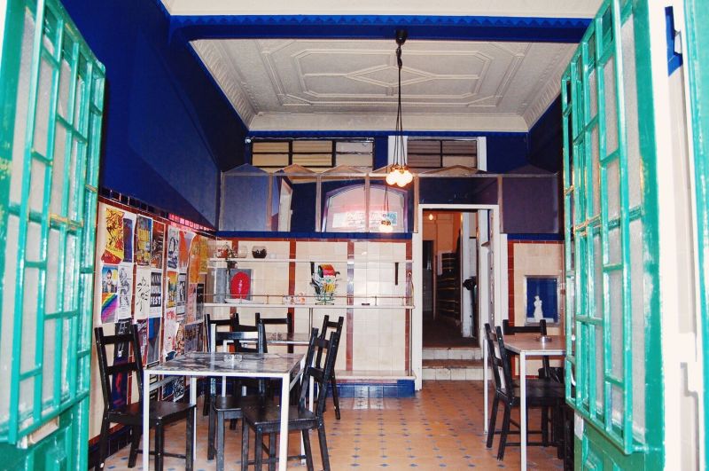 On the Grid : Damas Bar