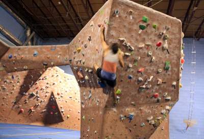 On the Grid : Wall Crawler Rock Club