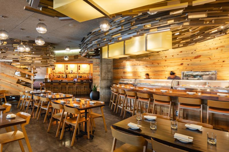 On the Grid : Eight Sushi Lounge