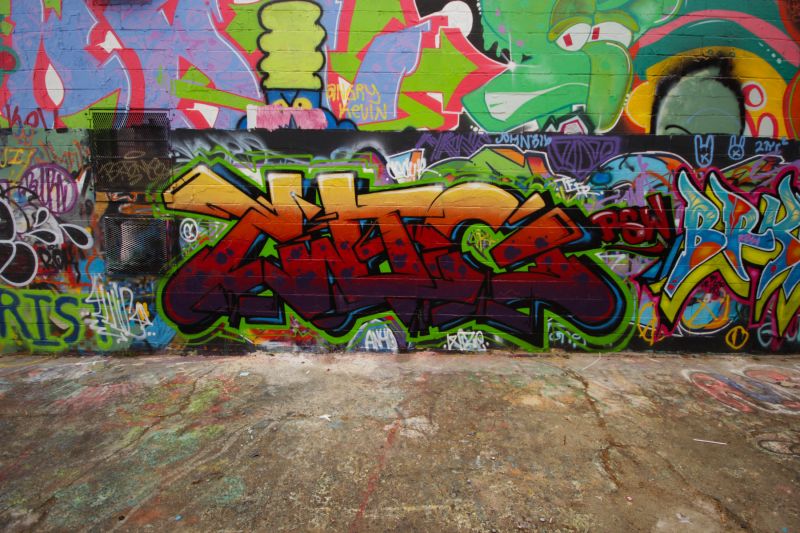 On the Grid : Graffiti Alley