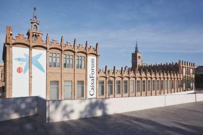 On the Grid : Caixa Forum Exteriors