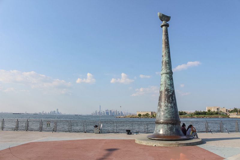 On the Grid : 69th Street Pier