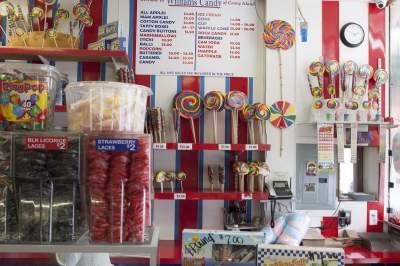 On the Grid : Williams Candy