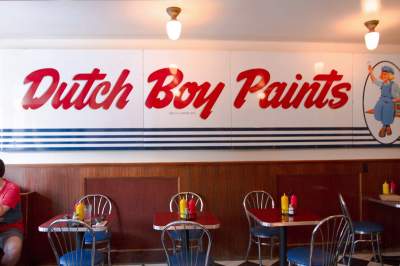On the Grid : Dutch Boy Burger