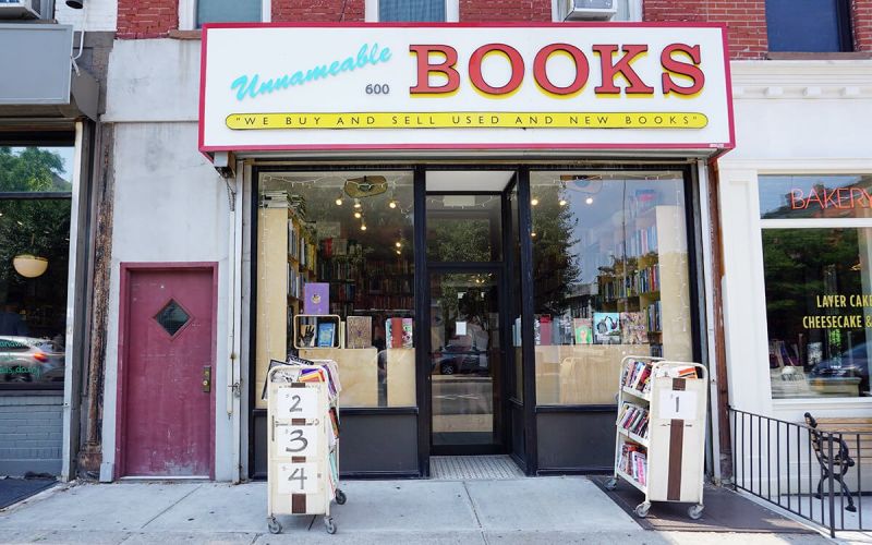 On the Grid : Unnameable Books