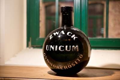 On the Grid : Zwack Museum