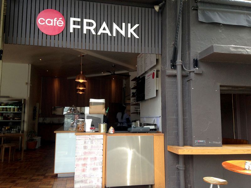 On the Grid : Café Frank