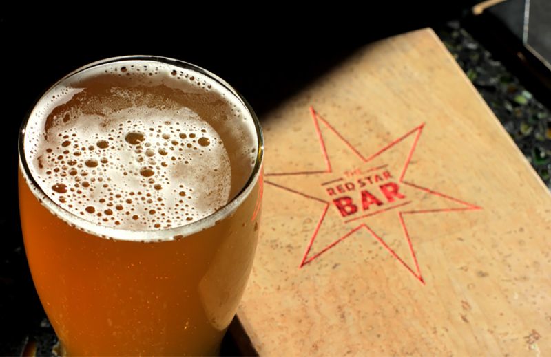 On the Grid : Red Star Bar
