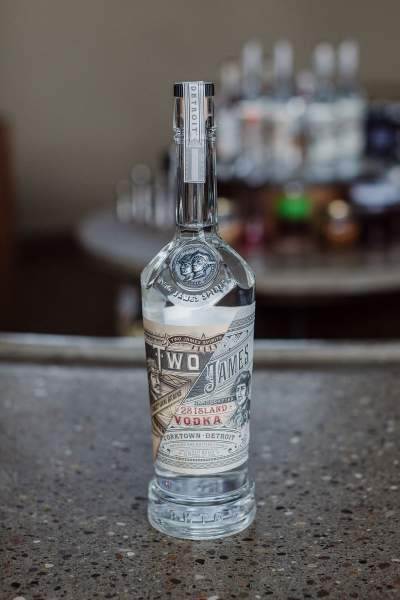 On the Grid : Two James Spirits