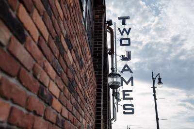 On the Grid : Two James Spirits