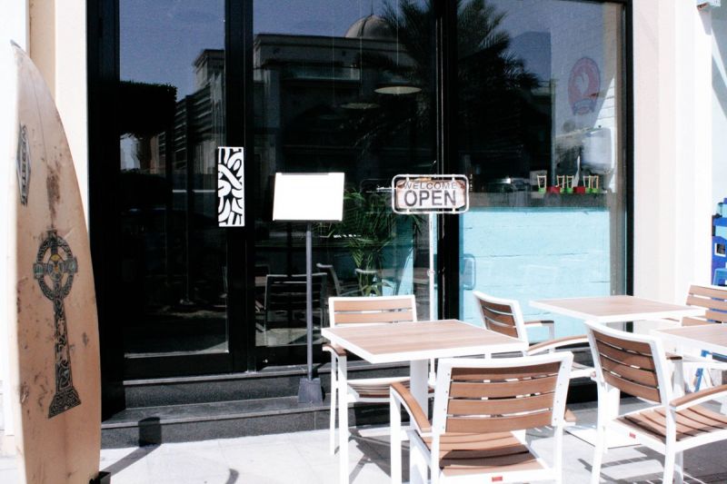 On the Grid : The Surf Café