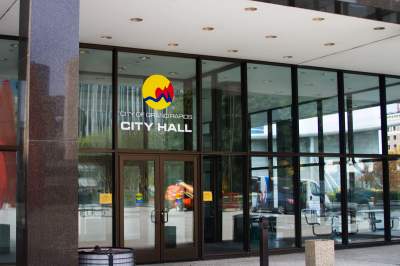 On the Grid : Calder Plaza