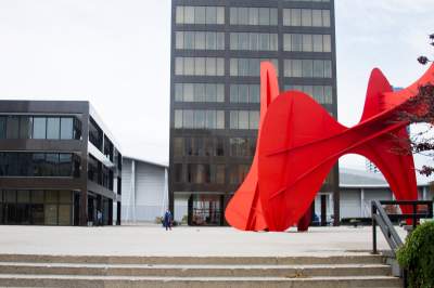On the Grid : Calder Plaza