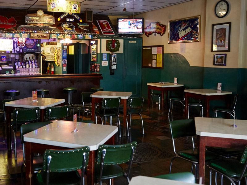 On the Grid : Pickwick Tavern