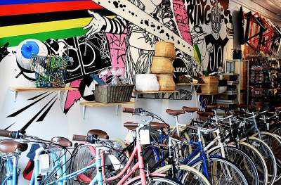 On the Grid : Ham Cycles
