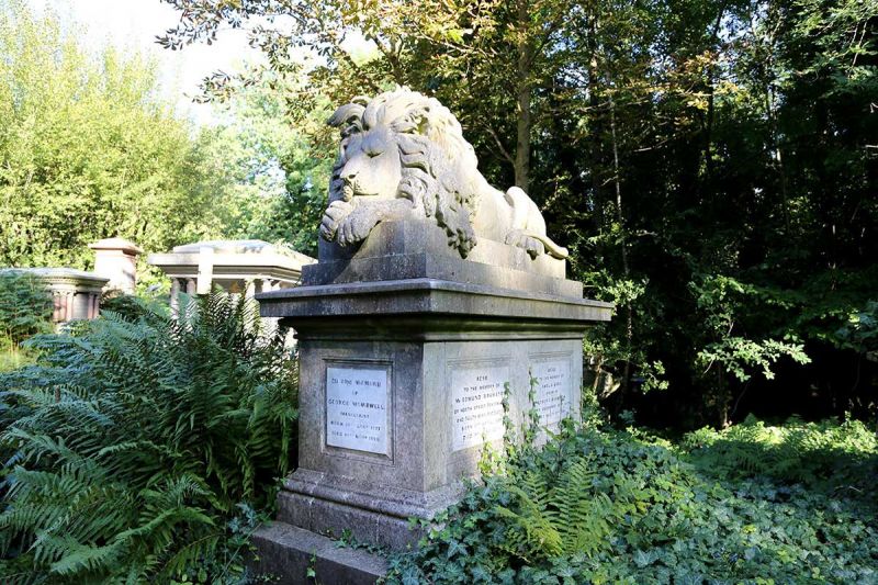 On the Grid : Highgate Cemetery