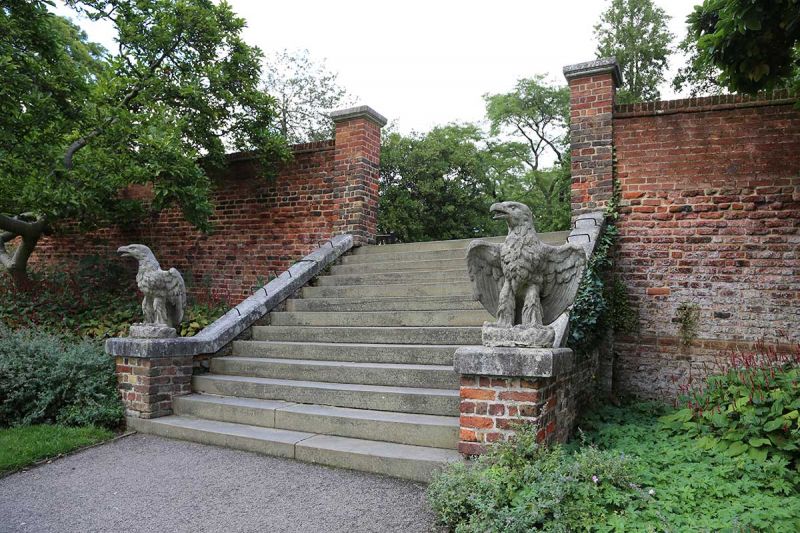 On the Grid : Waterlow Park