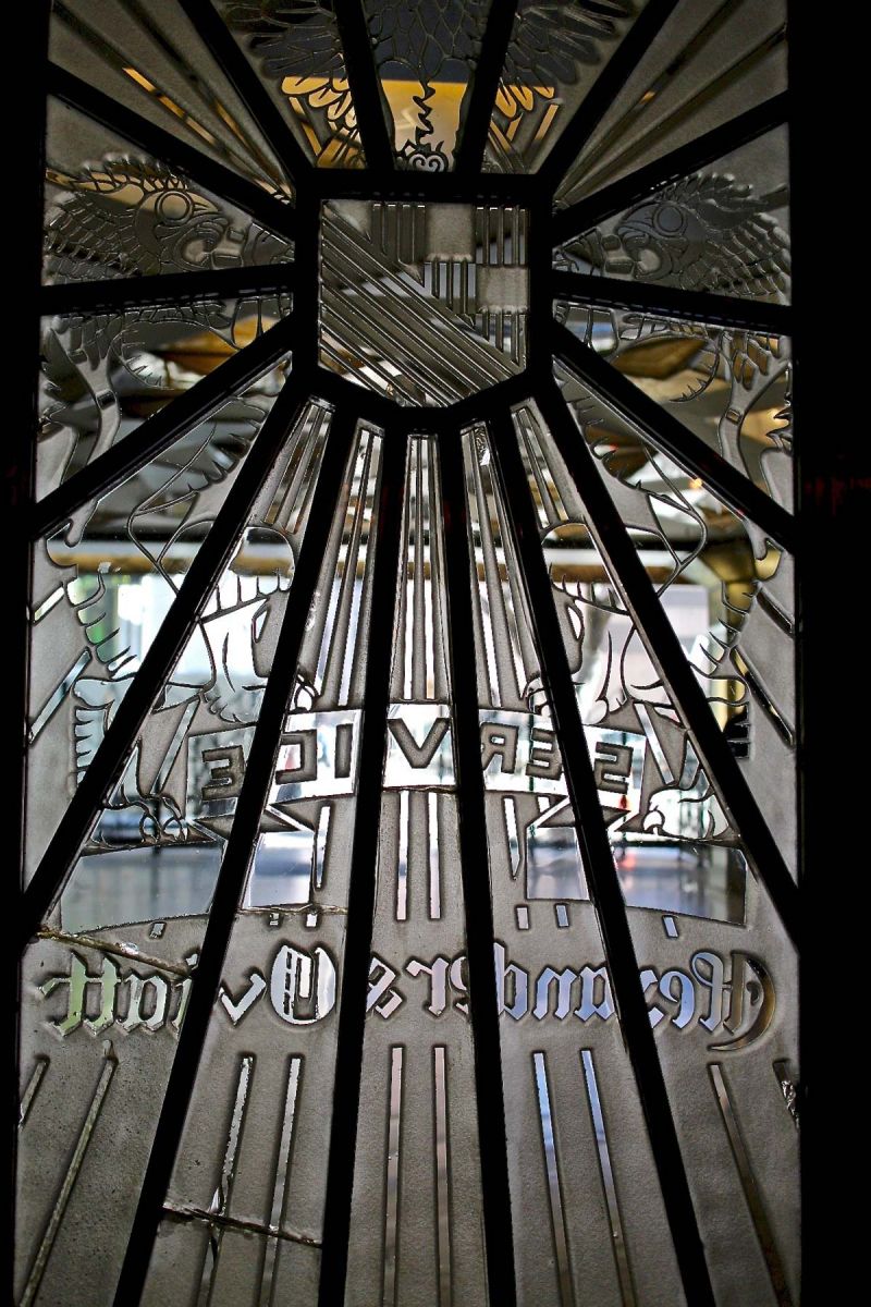 On the Grid : Cicada Club & Restaurant