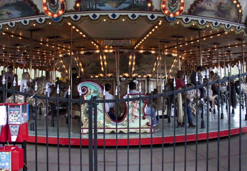 On the Grid : Griffith Park Merry-Go-Round