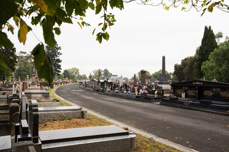 On the Grid : Melbourne Cemetery