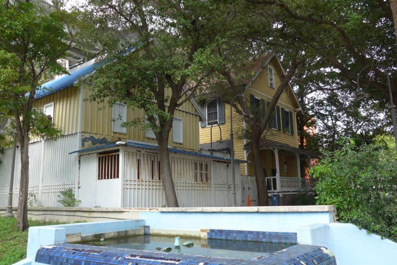 On the Grid : Fort Dallas Park