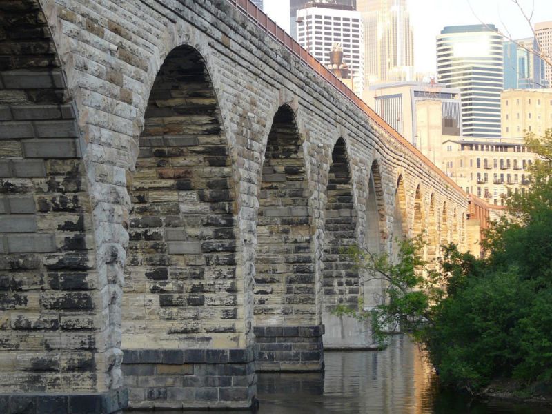 On the Grid : Stone Arch Bridge