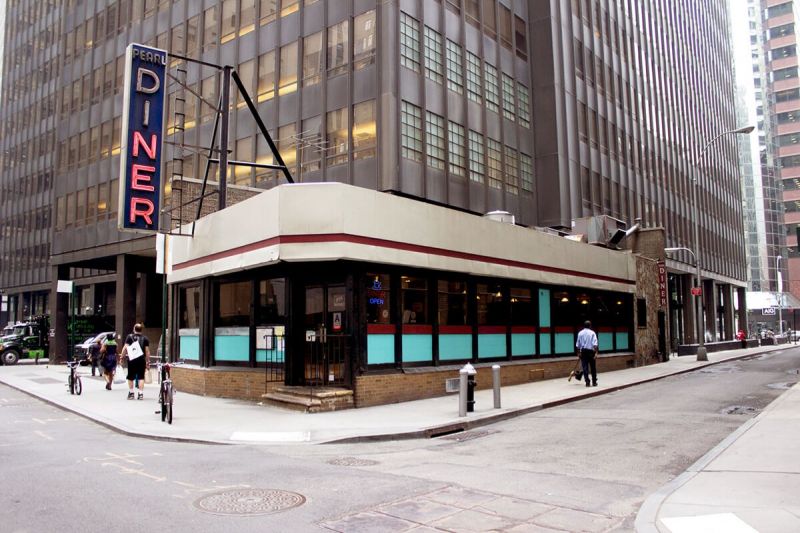 On the Grid : Pearl Street Diner