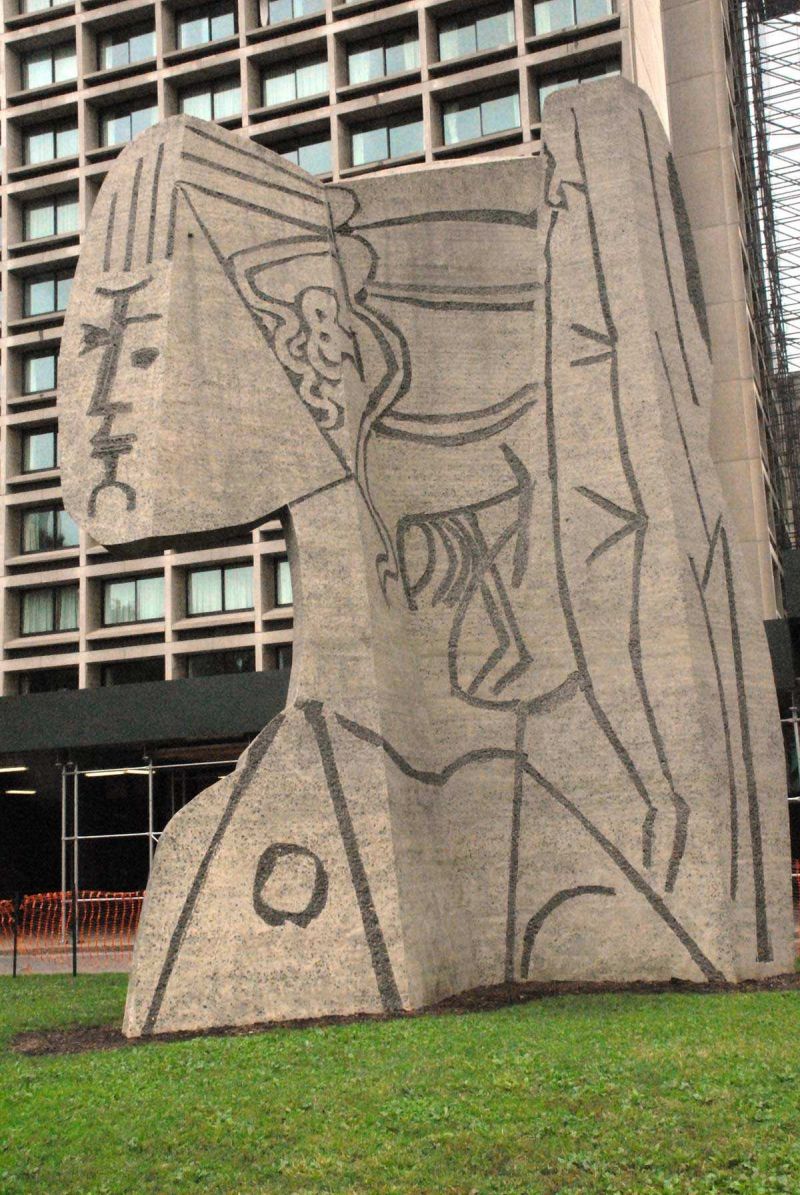 On the Grid : Bust of Sylvette