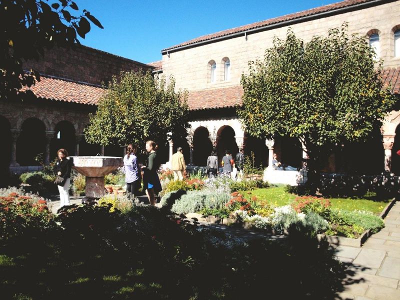 On the Grid : The Cloisters