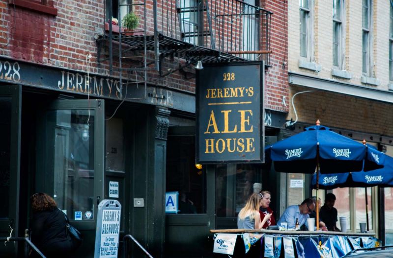 On the Grid : Jeremy's Ale House