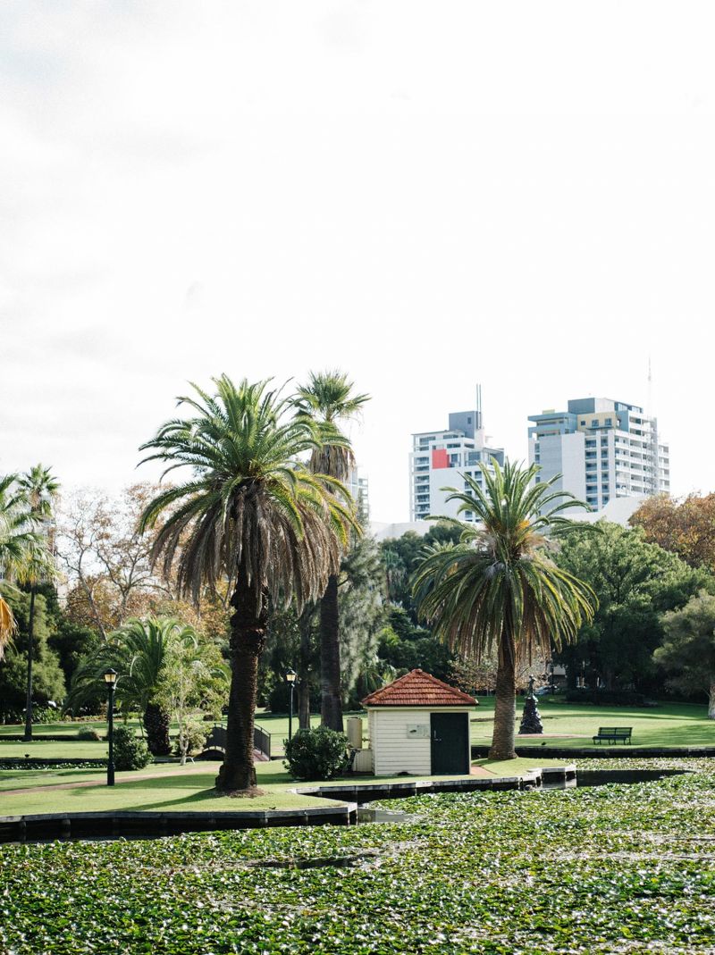 On the Grid : Queens Gardens