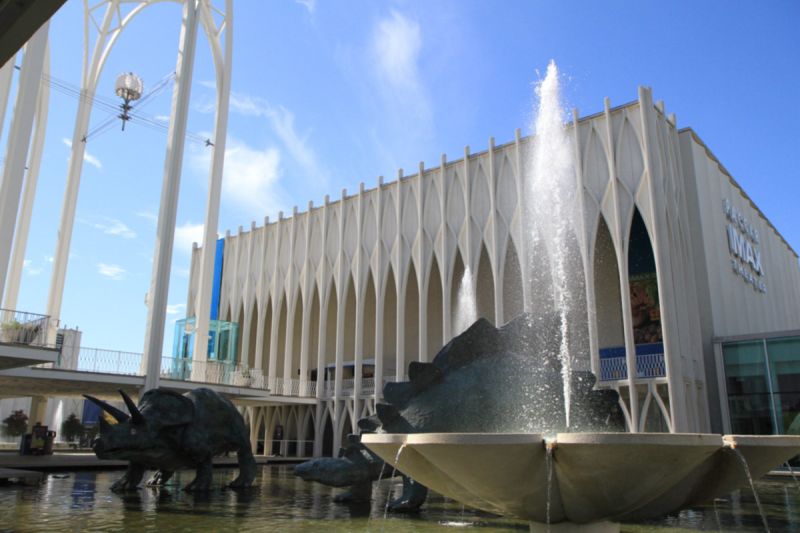 On the Grid : Pacific Science Center