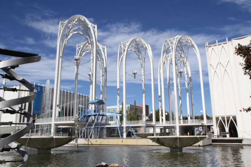 On the Grid : Pacific Science Center