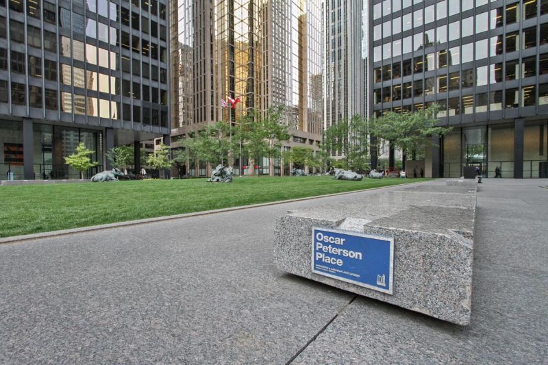 On the Grid : Toronto Dominion Centre